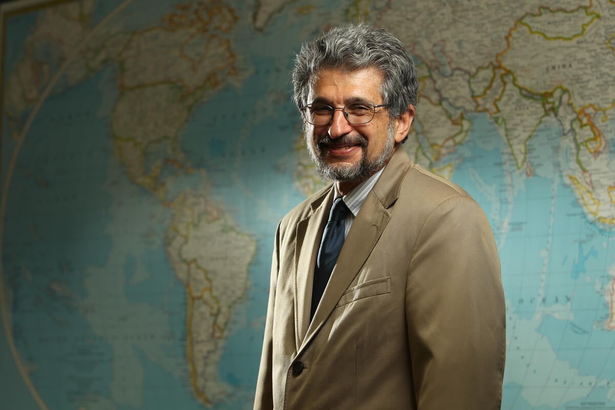 Seligson, Centennial Professor of Political Science, emeritus, has died ...